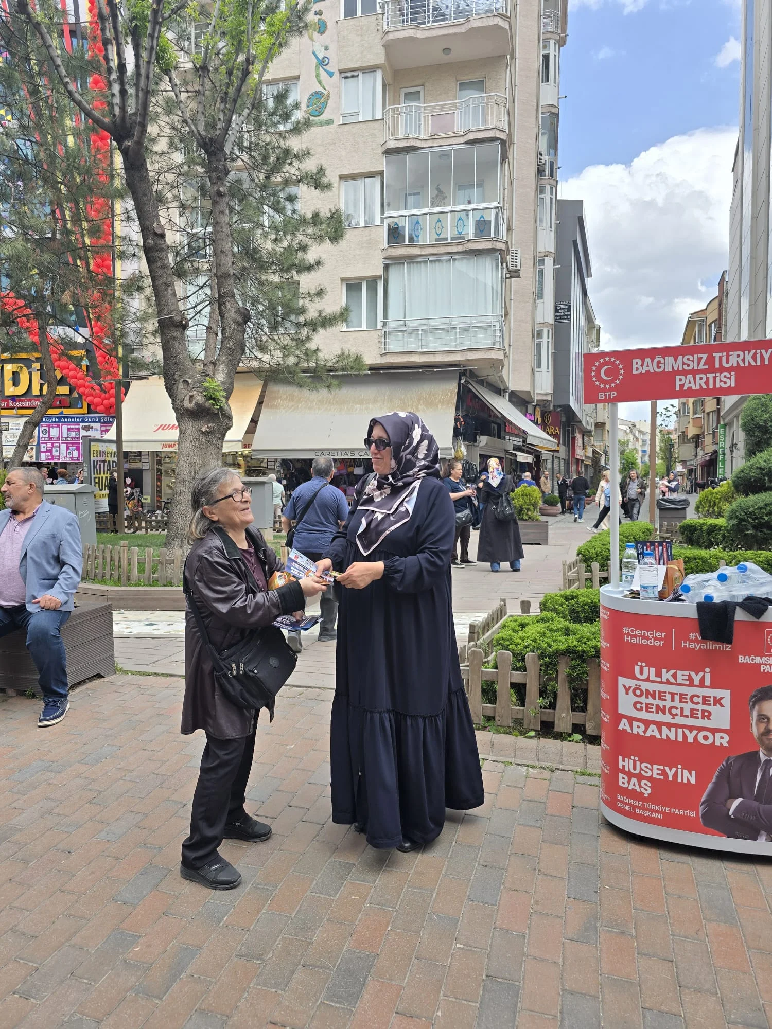 BTP Eskişehir Teşkilatı’ndan Anneler Günü’ne özel stant çalışması ...